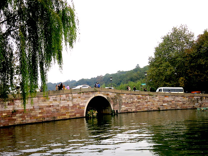 Hangzhou One Day Itinerary - EatandTravelWithUs