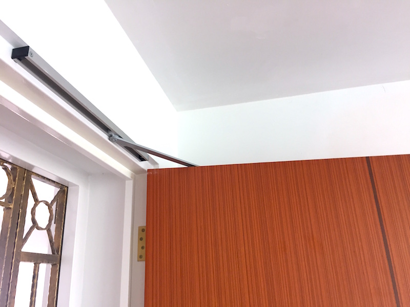 Uni-Arm Singapore Review - Great door Closing Mechanism ...